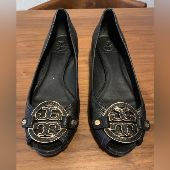 Tory Burch | Shoes | Tory Burch Amanda Peep Toe Wedges Black Size 95 ...